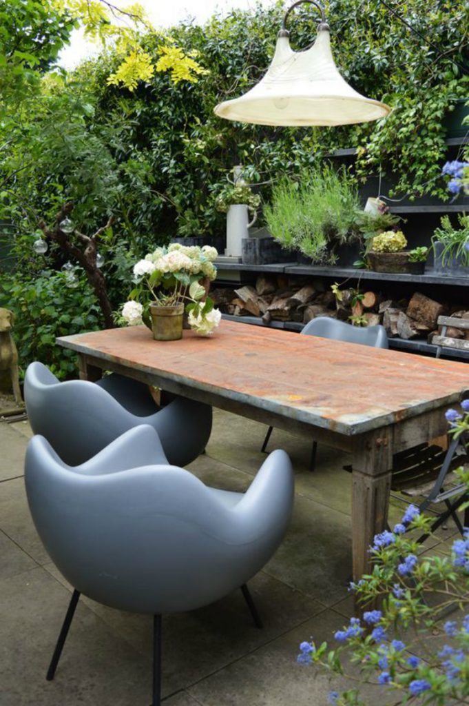 6 Contemporary Outdoor Designer Chairs for this summer